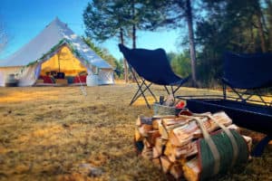 Camping vs Glamping: What's the Difference?
