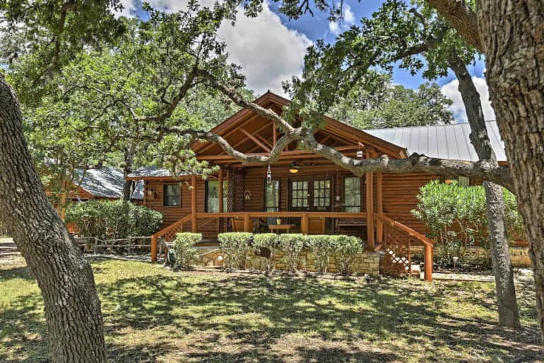 Lake Cabins in Texas for the Perfect Getaway | All About Glamping