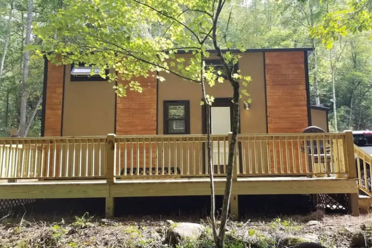 10 Crazy Tiny Houses in North Carolina for Glamping
