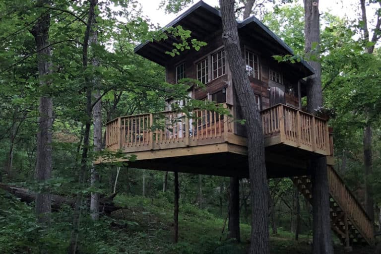 10 Incredible Treehouses in Missouri | All About Glamping