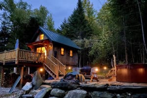 7 Fairytale Vermont Treehouses to Love | All About Glamping