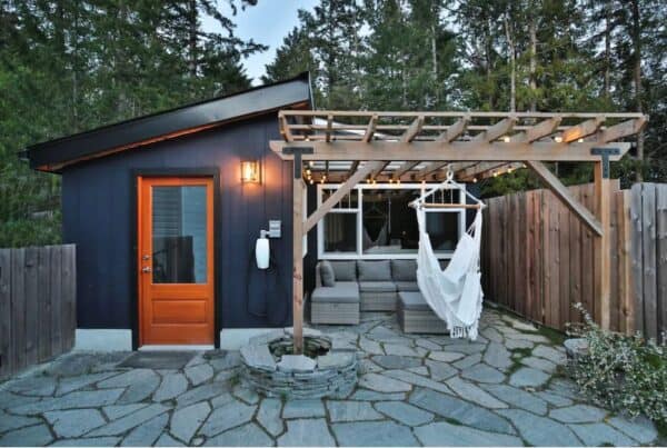 14 Unique Cottages & Cabins on Salt Spring Island BC to Love