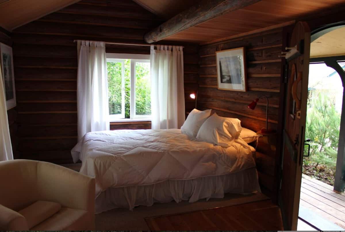 14 Unique Cottages & Cabins on Salt Spring Island BC to Love